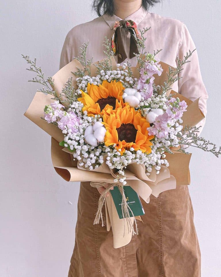 Clementine | Flowers and Kisses