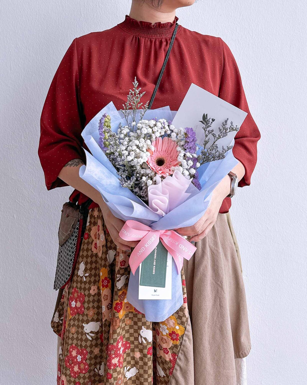 Single Stalk Daisy | Same Day Delivery | Flowers and Kisses