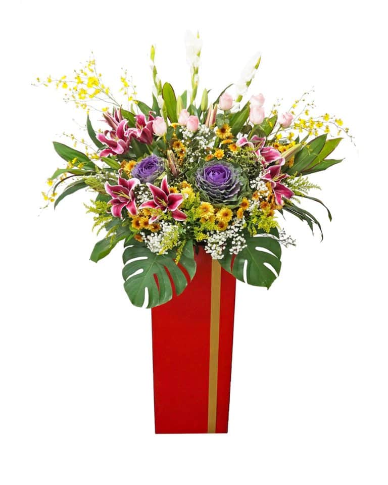 Roaring Success Bouquet in Singapore | Flowers and Kisses
