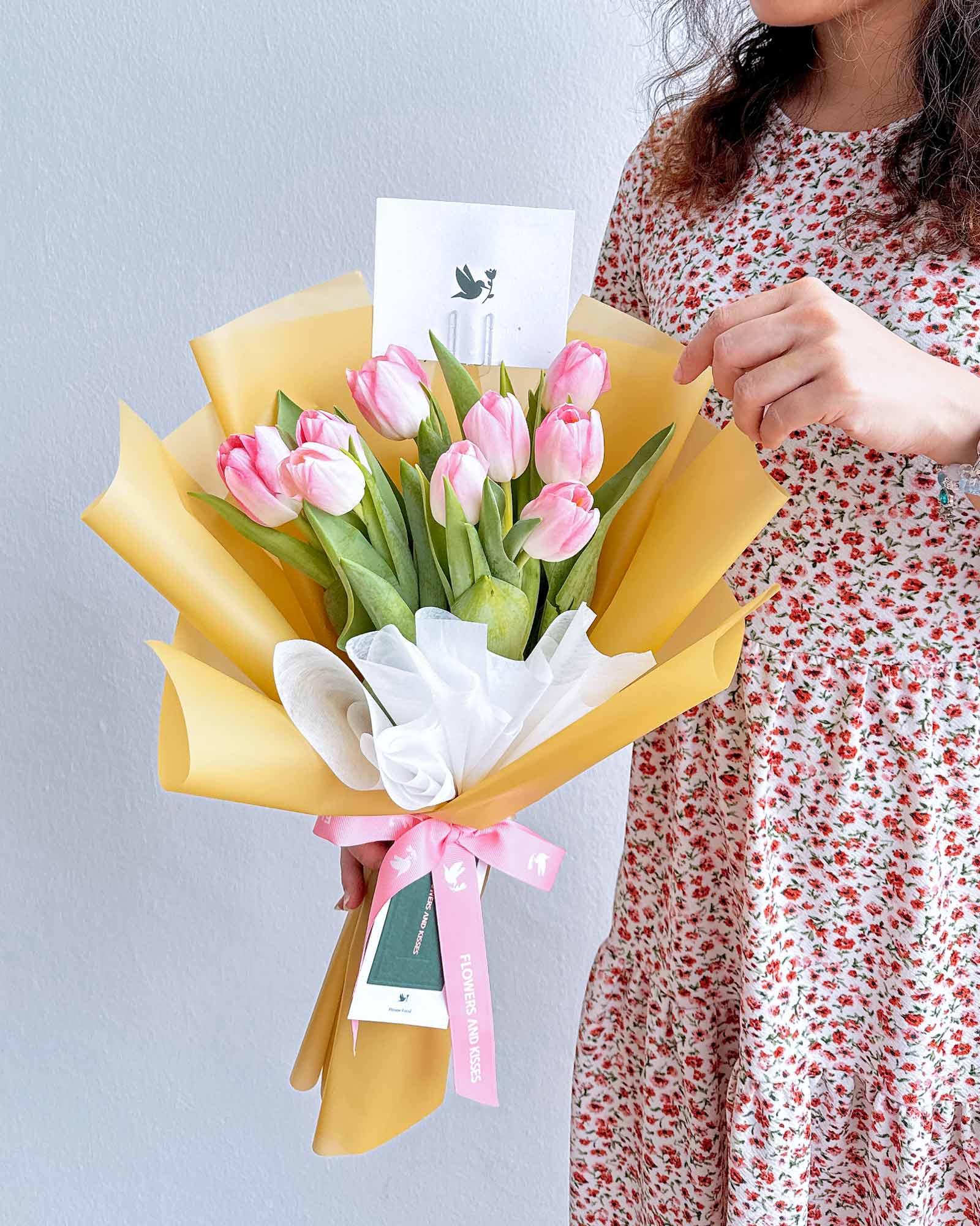 Check Out Our Cora Bouquet in Singapore | Flowers and Kisses