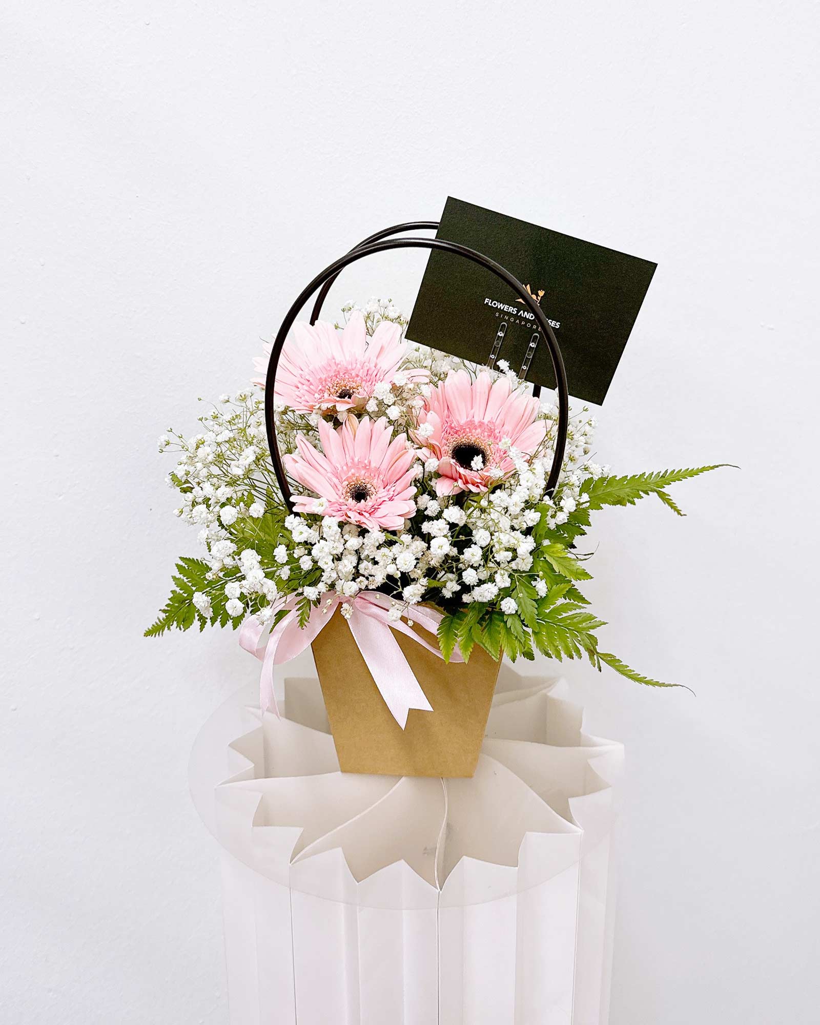 Pamela | Flowers and Kisses