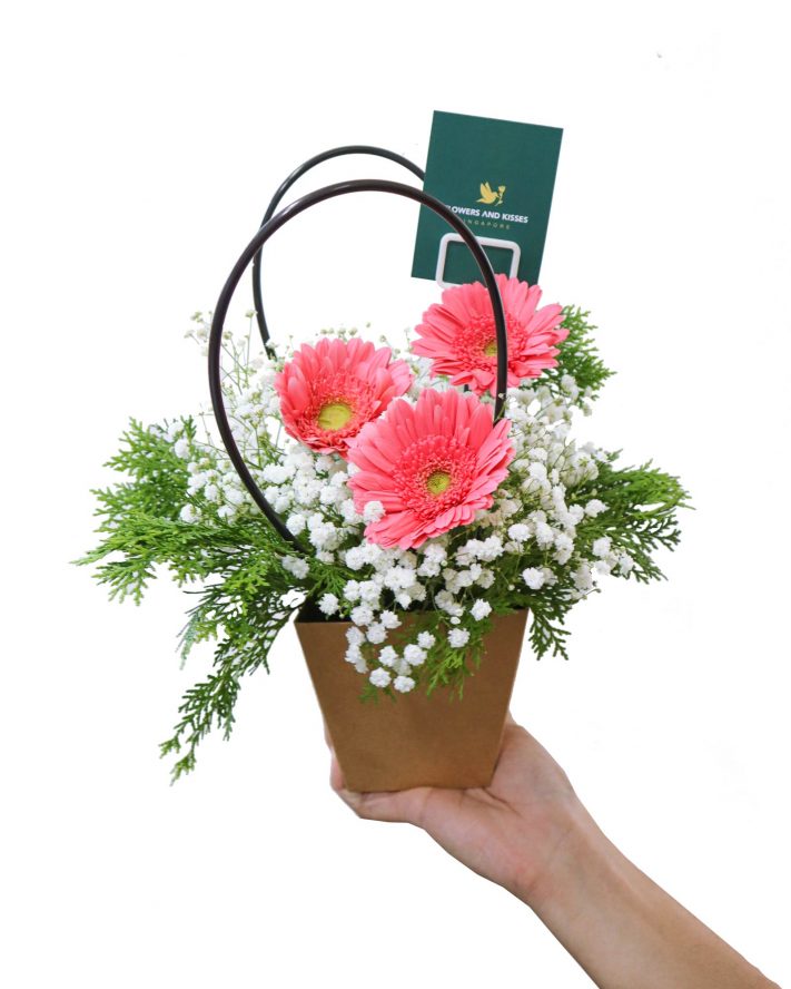 Pamela | Flowers and Kisses