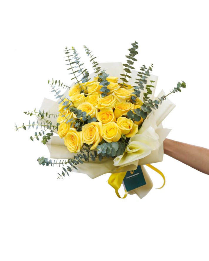 Leona | Flowers and Kisses