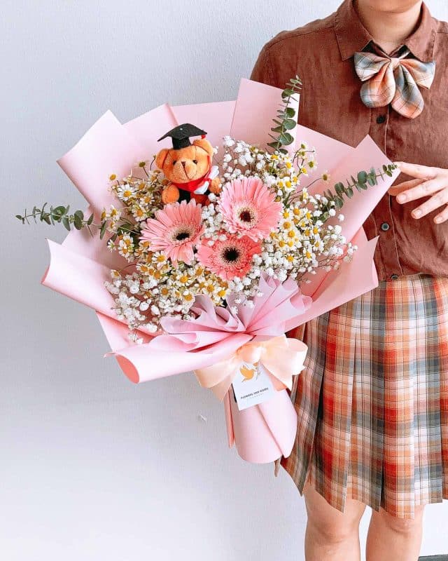 Graduation Priscillia | Flowers and Kisses