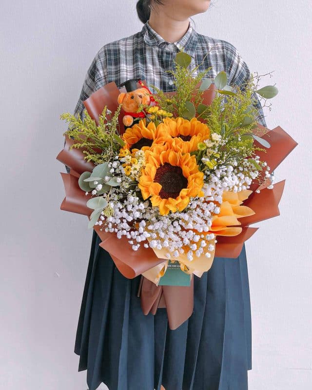 Graduation Sunrise | Flowers and Kisses