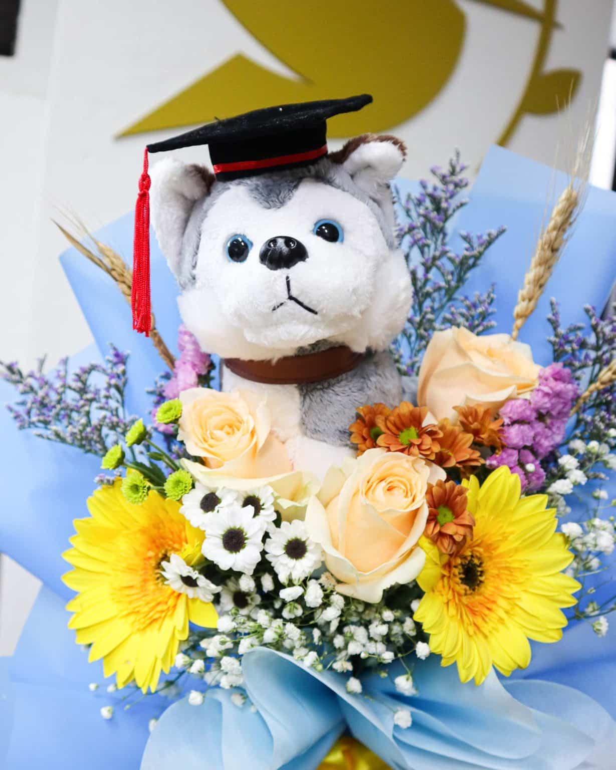 Outstanding Graduate | Flowers and Kisses