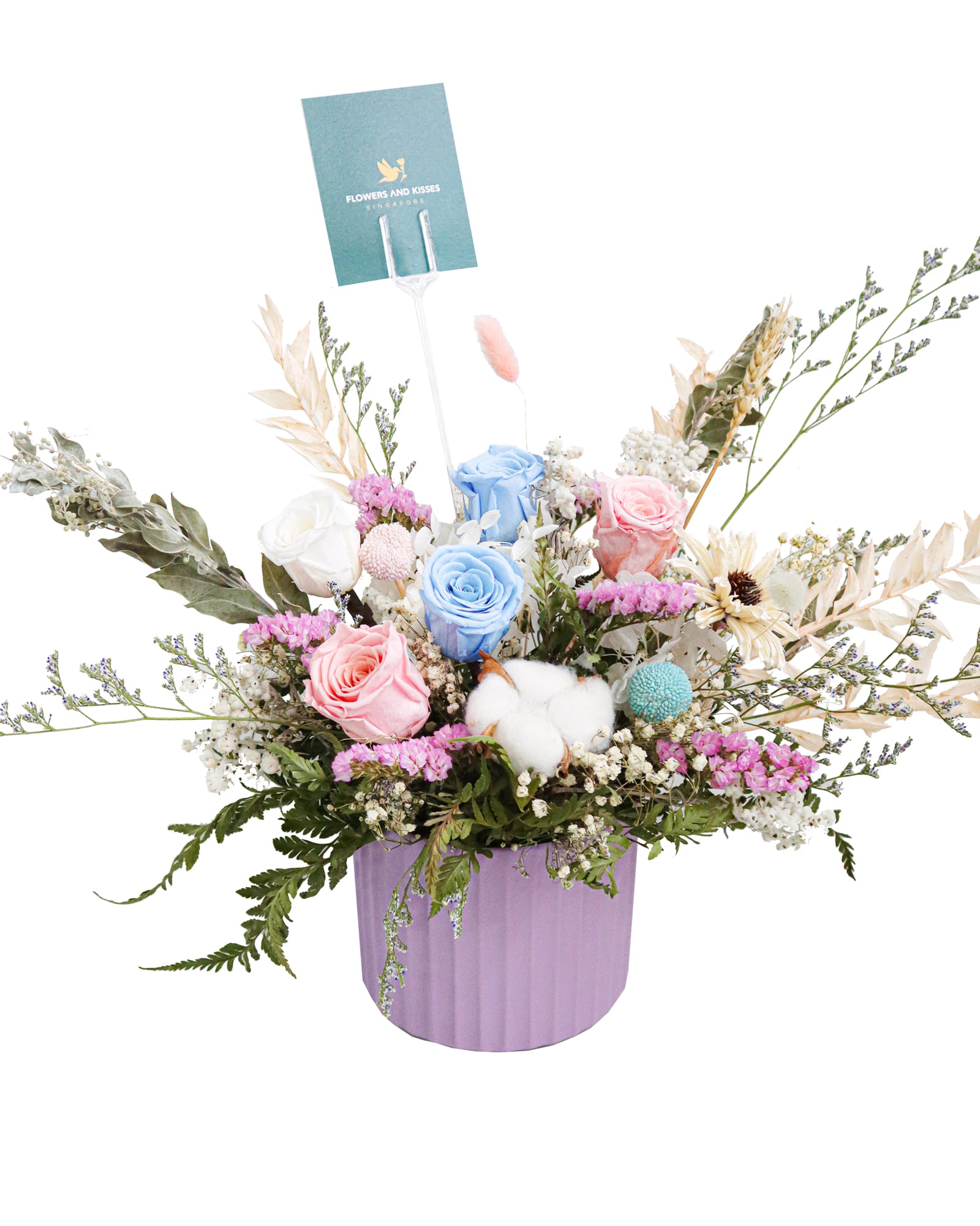 Stephanie | Flowers and Kisses