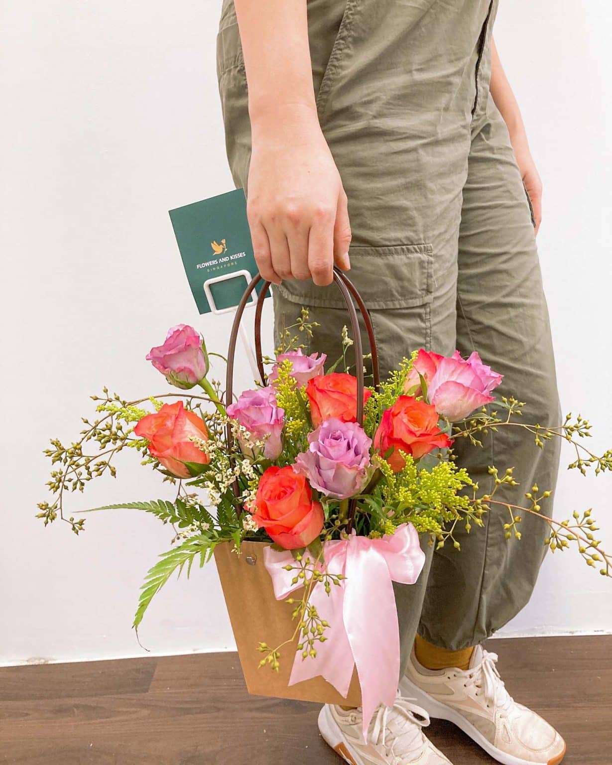 Camila | Flowers and Kisses