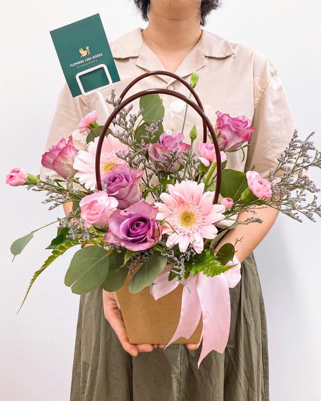 Jolene | Flowers and Kisses