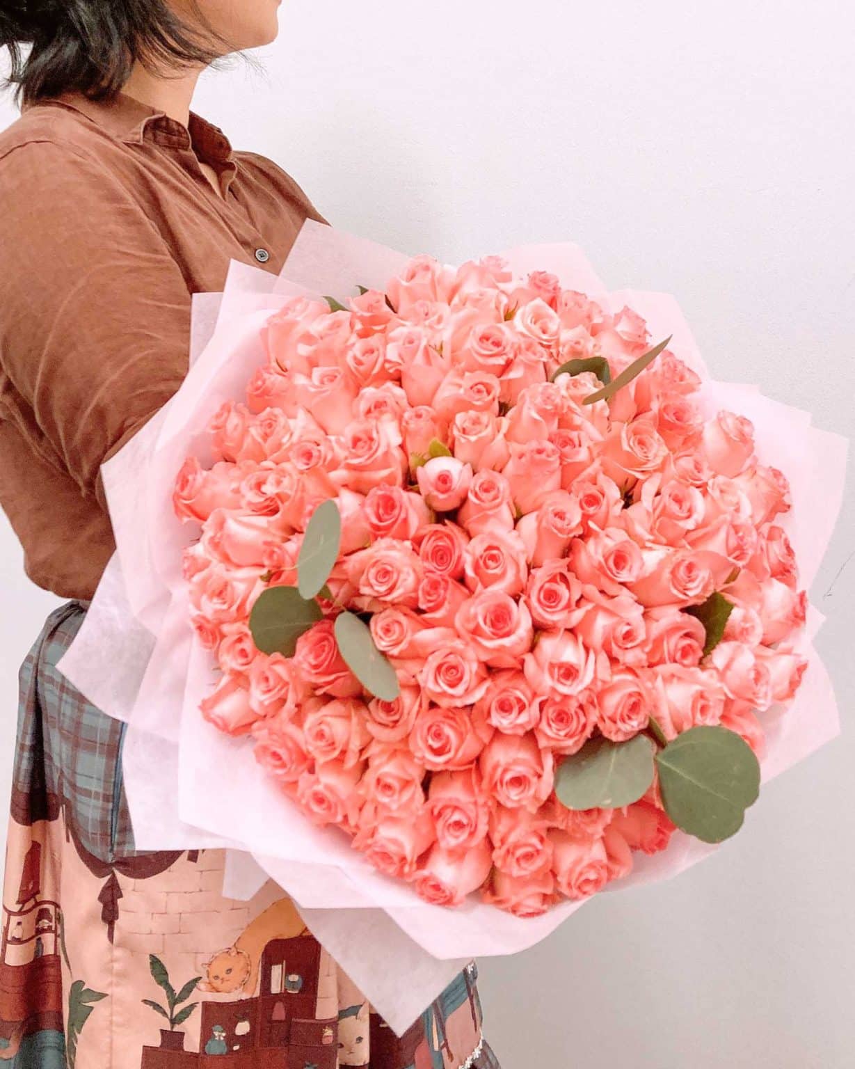 99 Rose Bouquet Singapore | Free Same Day Delivery | Flowers and Kisses
