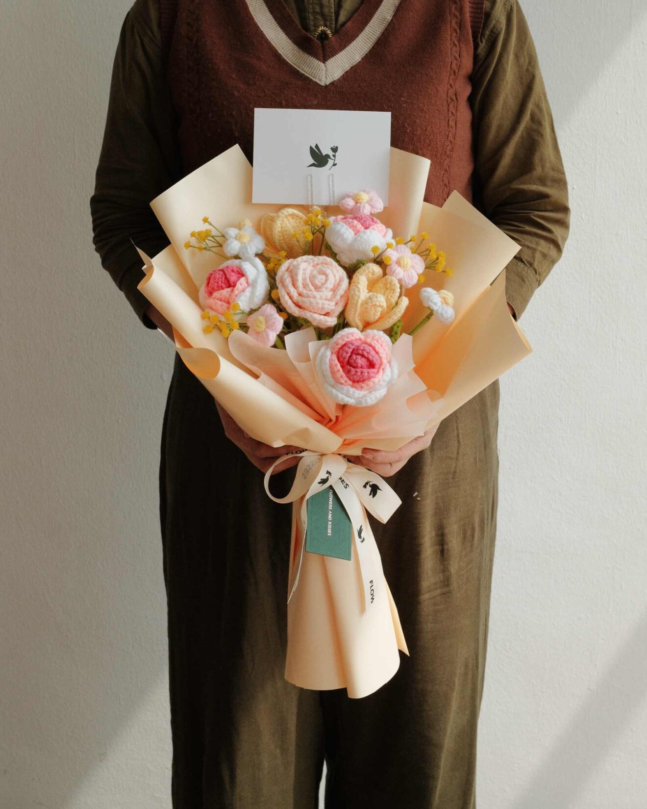 Tilly (Crochet Flower) | Flowers and Kisses